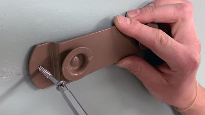 Spring Roller Installation - The Map Shop